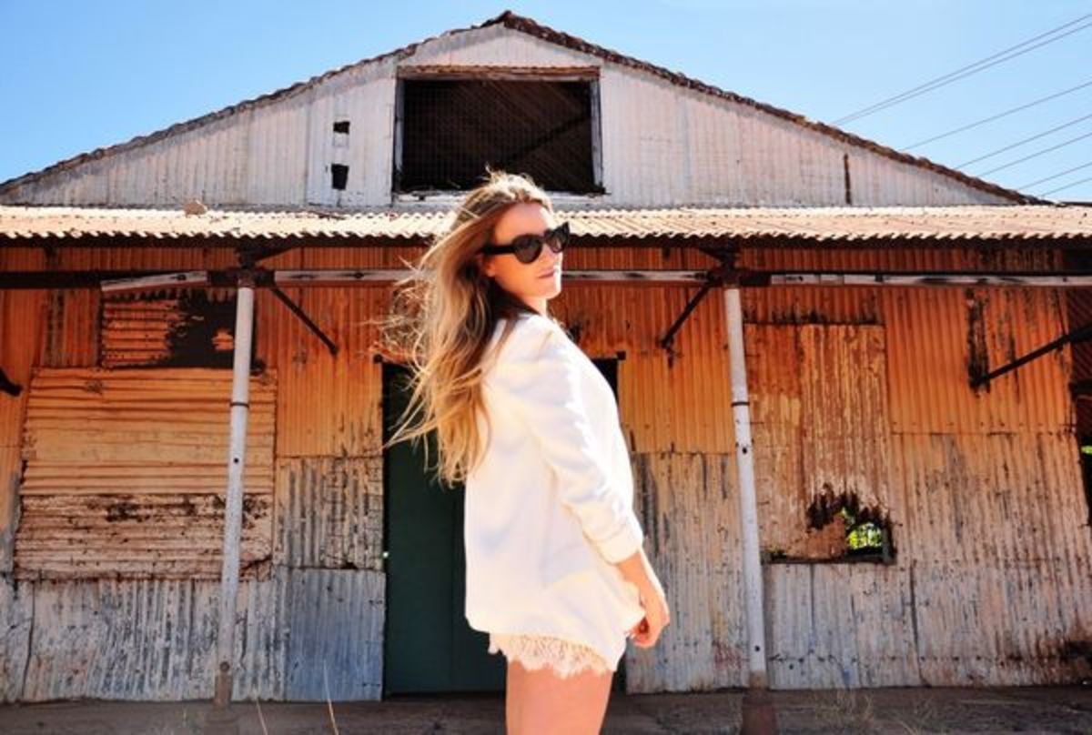 Oracle Fox: The Muse of Free-Spirited Bohemian Style - Say Daily